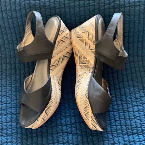 me too | Shoes | Women Black Wedges | Poshmark